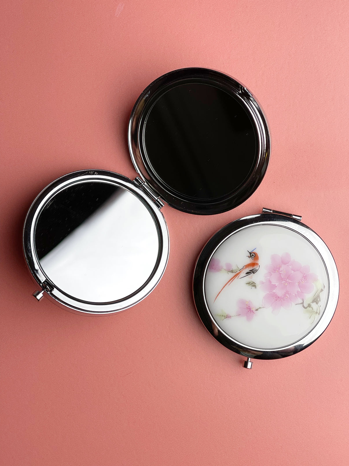 Porcelain Compact Magnifying Mirror – O'Day Cache